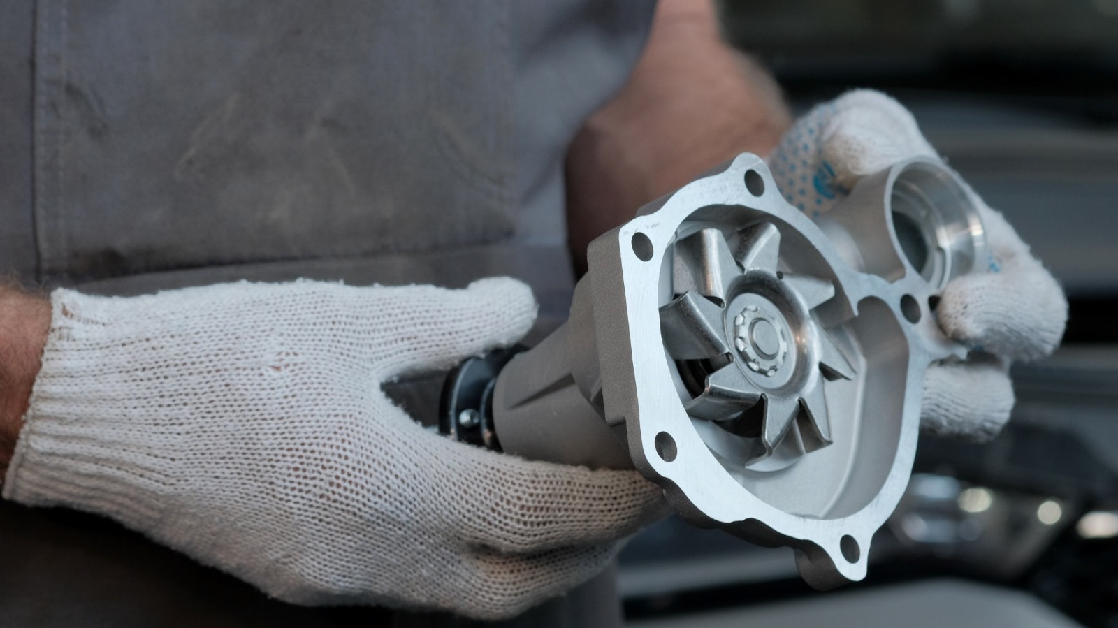 5 Indications That Your Engine's Water Pump Needs Replacement ...